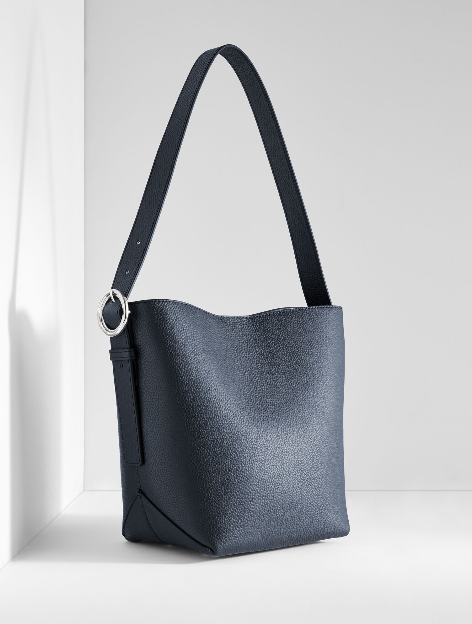 Pebble Leather Bucket Bag - Indigo | Talbots