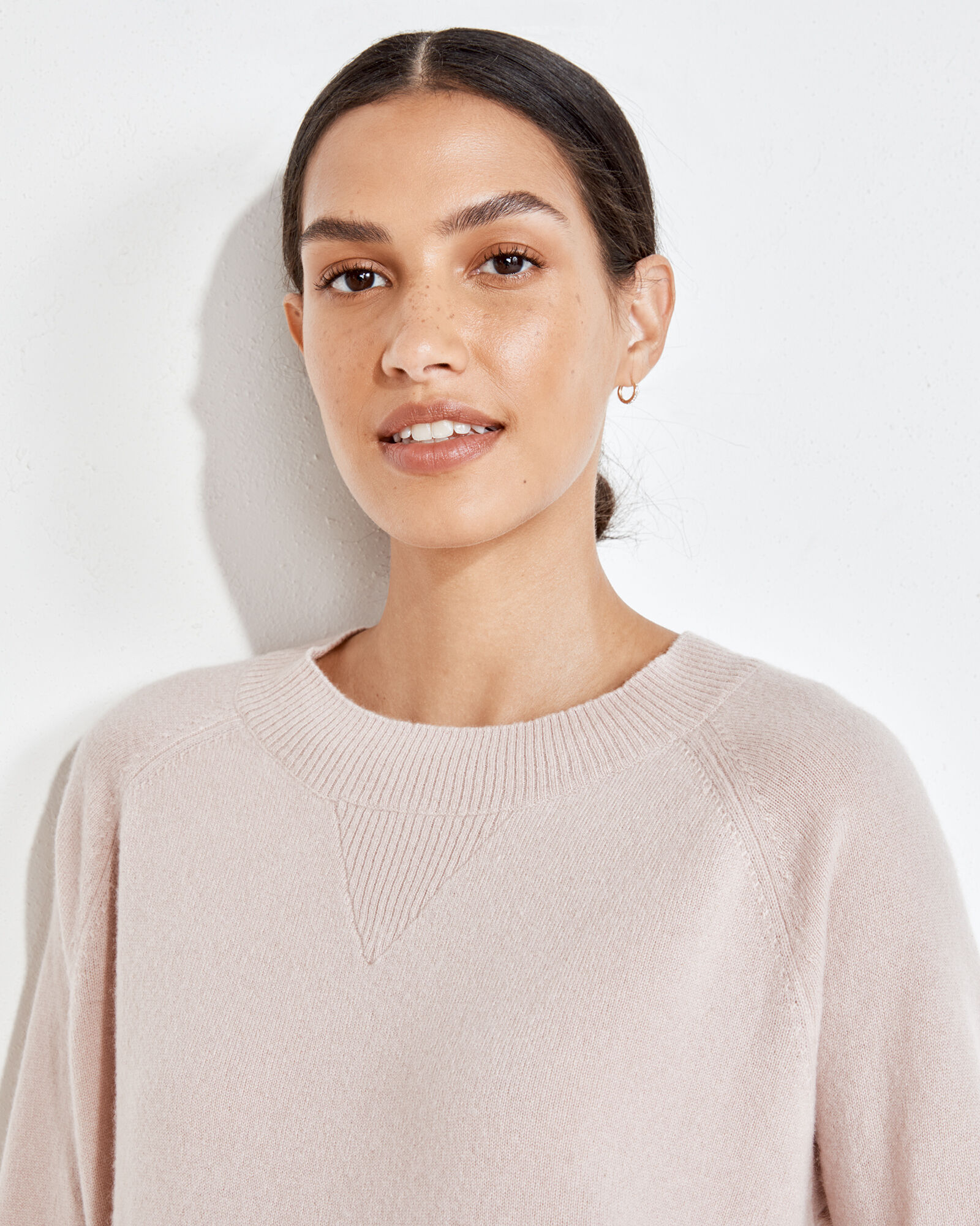 Pure Cashmere Curved Hem Sweater | Haven Well Within