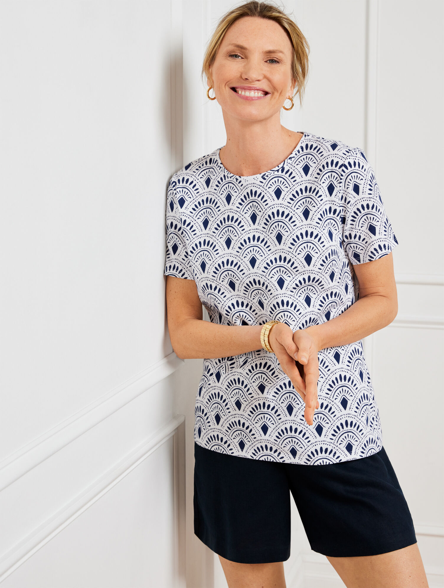 Crewneck Tee - Scallop Fans | Talbots