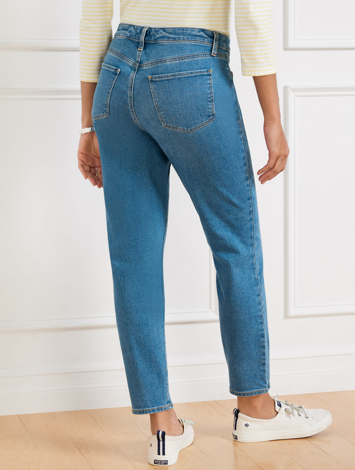 Slim Ankle Jeans - Flores Wash - Curvy Fit | Talbots